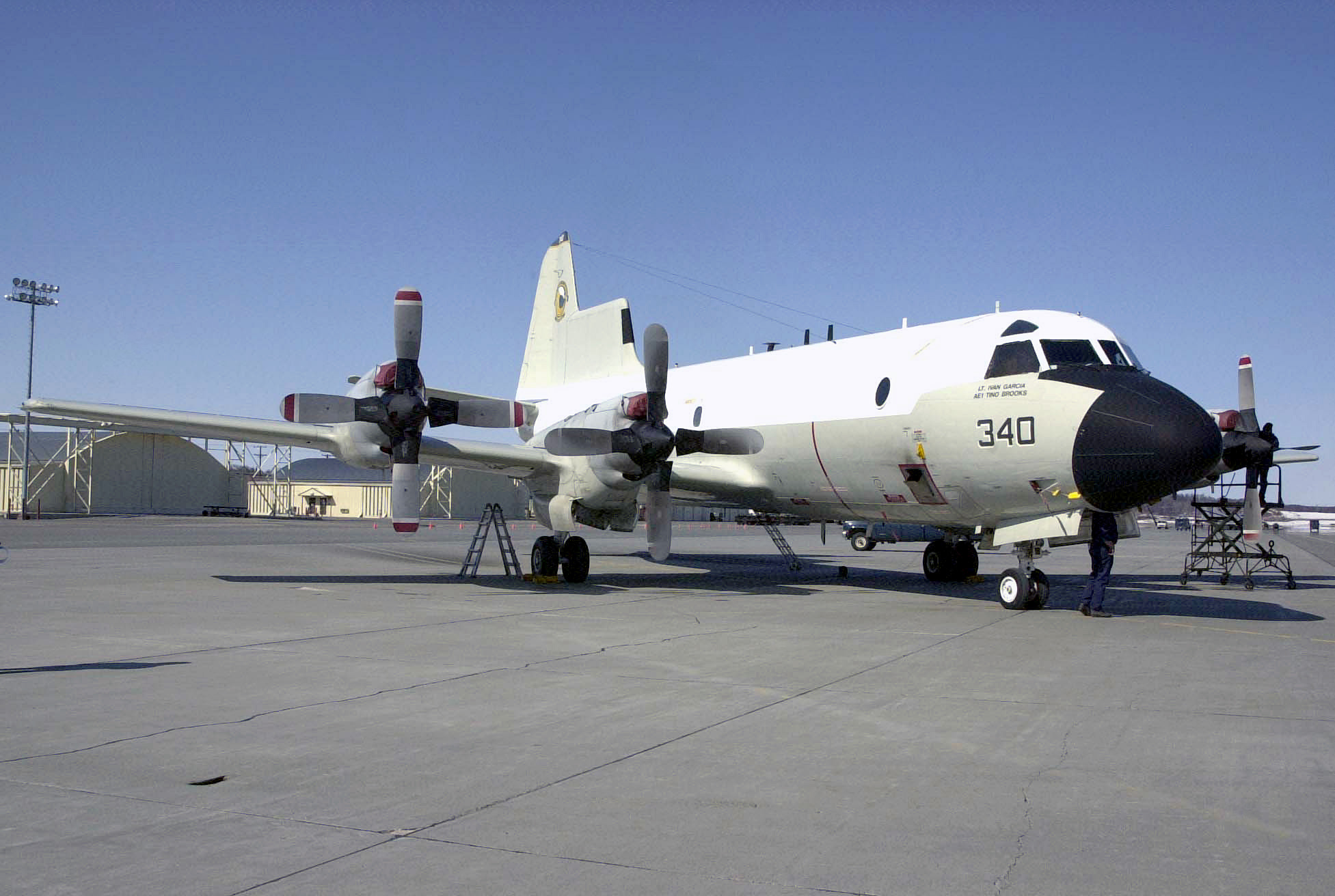 Britain Could Buy up to SIX of Boeing’s E-7 airborne early-warning and ...